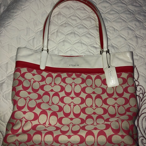 Coach | Bags | Coach Coral Signature Tote | Poshmark